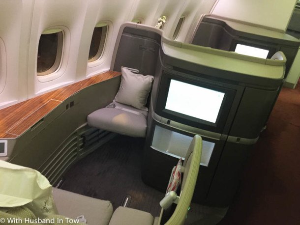 Flying Cathay First - Cathay Pacific First Class Review 777-300ER